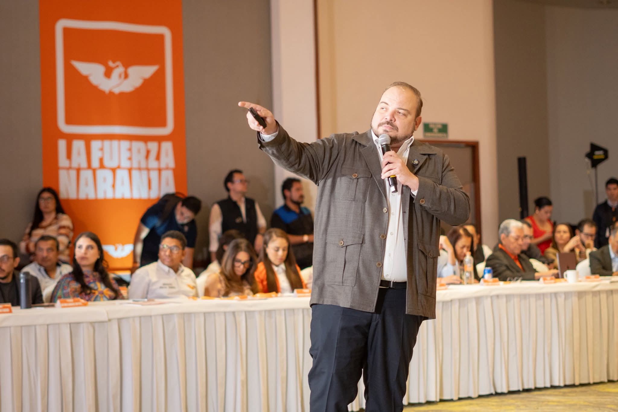 Sergio Gil integrante del grupo de amistad con China – Noticias Perfil